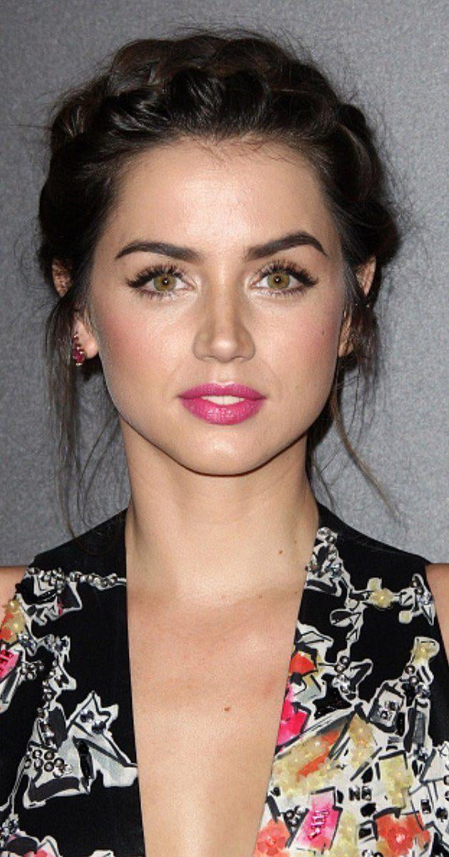 Ana de Armas- what a stunner! - 9GAG