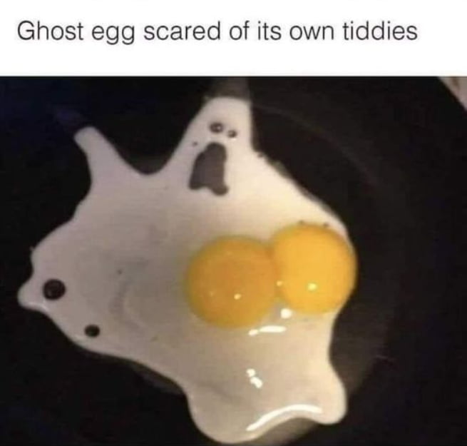 Ghost egg - 9GAG