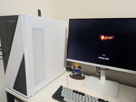 Best Funny pc build Memes - 9GAG