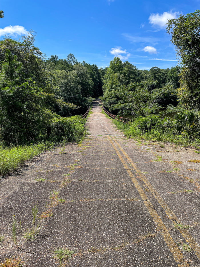 Old Highway left to Nature - 9GAG