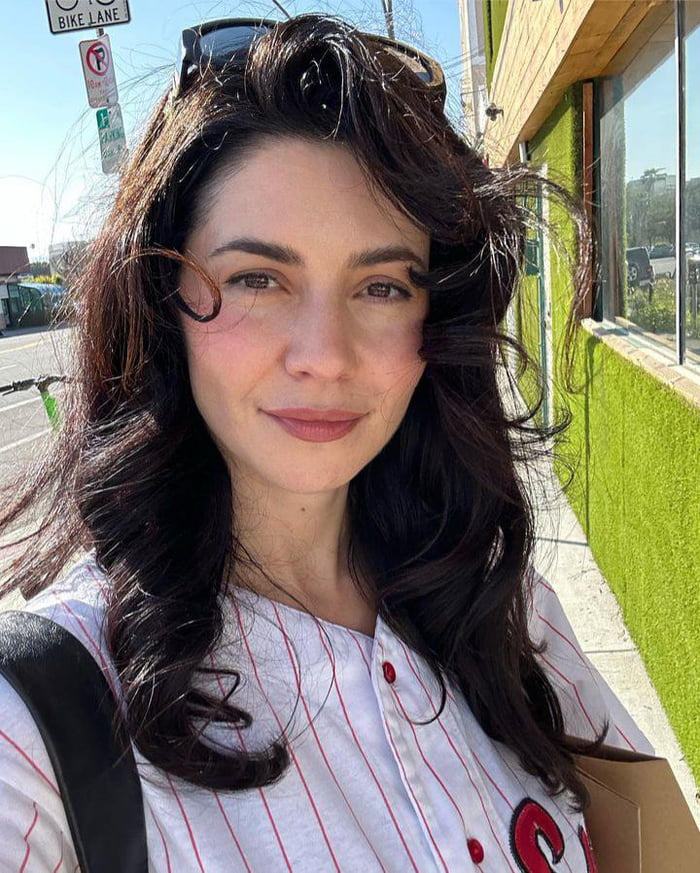 Marina Diamandis - 9GAG