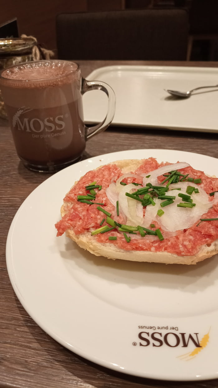 Mett is life - 9GAG