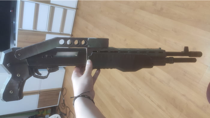 Legendary SPAS-12. only this one is just paper craft - 9GAG