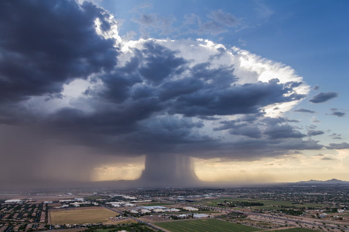 A downburst/microburst, basically a reversed tornado (credit ...
