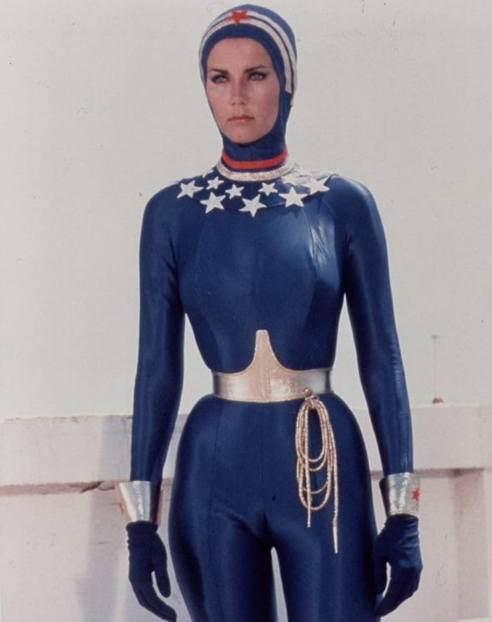 Lynda Carter in her iconic blue Wonder Woman scuba suit 1977 - 9GAG