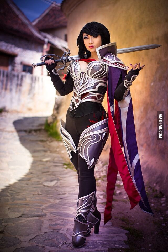 Fiora cosplay in Romania - 9GAG
