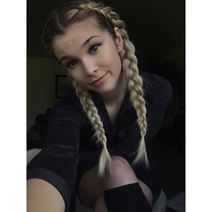 Taylor (AKA Taymoo) - 9GAG