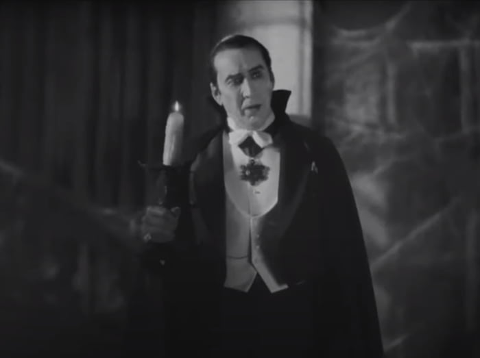 Nicolas Cage Channels Bela Lugosi's Dracula In New 'Renfield' Teaser - 9GAG