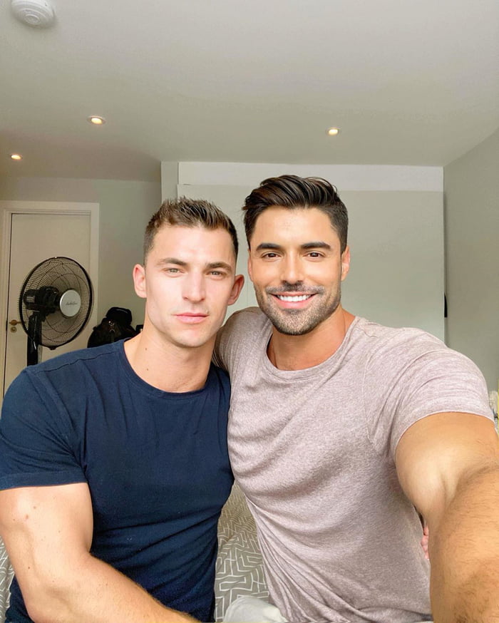 Cédric Andries and Thiago Lazzarato - 9GAG