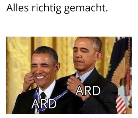 Memes Greannmhar Faoi Scoil Ard