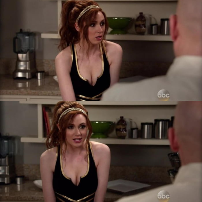 Karen Gillan cleavage - 9GAG