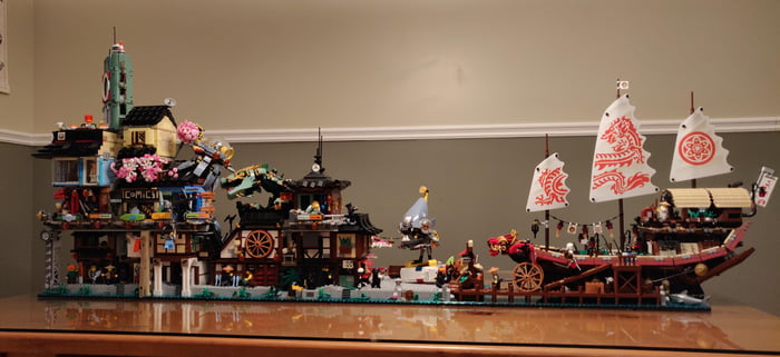 Ninjago City display with custom moc! - 9GAG