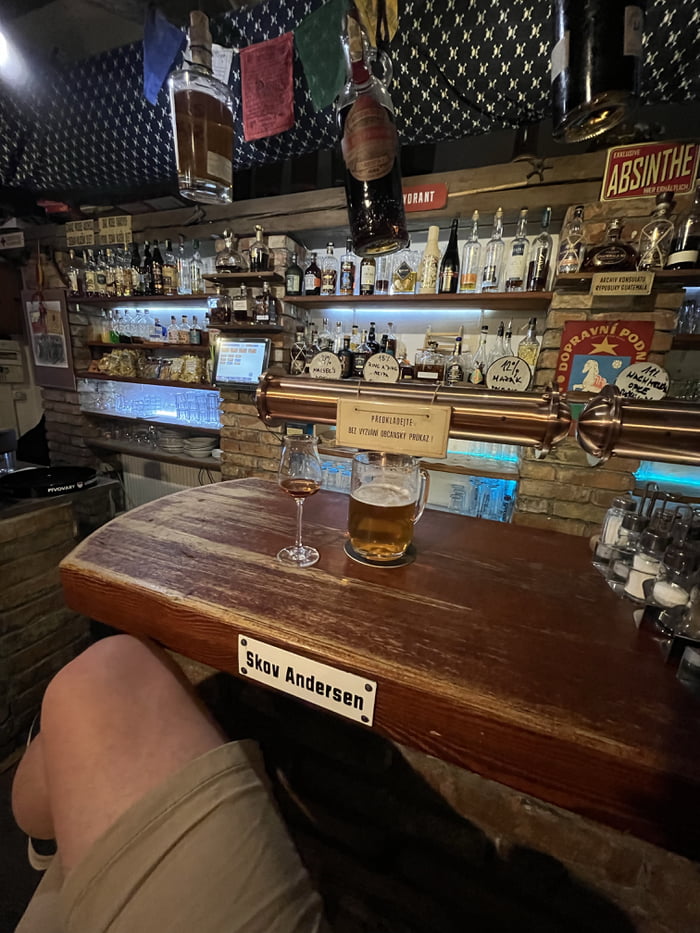 My favourite bar. - 9GAG