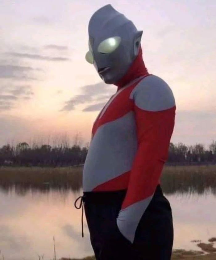 Retired Ultraman - 9GAG