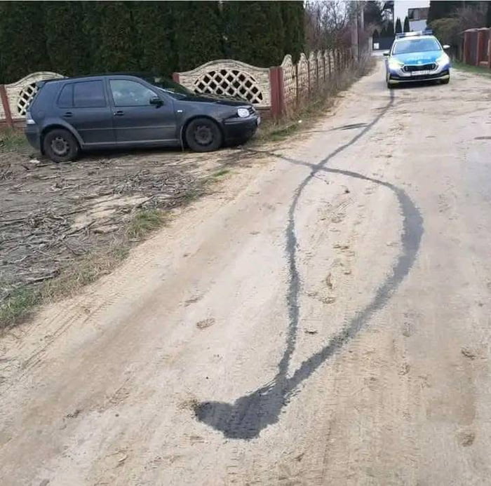 When you try to run from the Police but you’re in a VW. - 9GAG