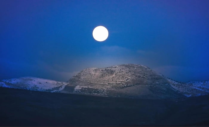 The moon over the mountain - 9GAG
