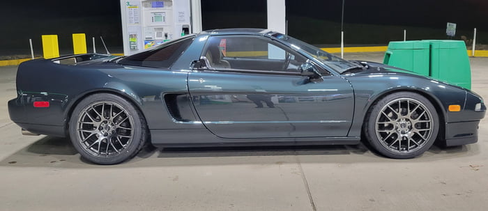1995 Acura NSX. Brooklands Green. - 9GAG