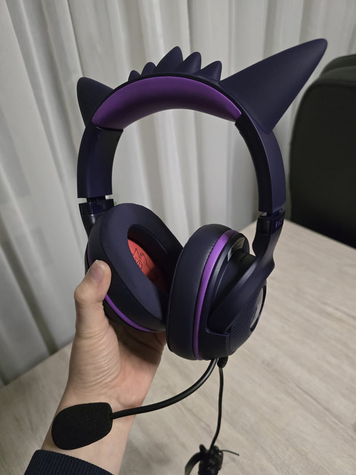 Razer x Pokémon Gengar headset arrived today :D - 9GAG