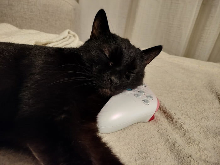 Player 2 has left the game - 9GAG