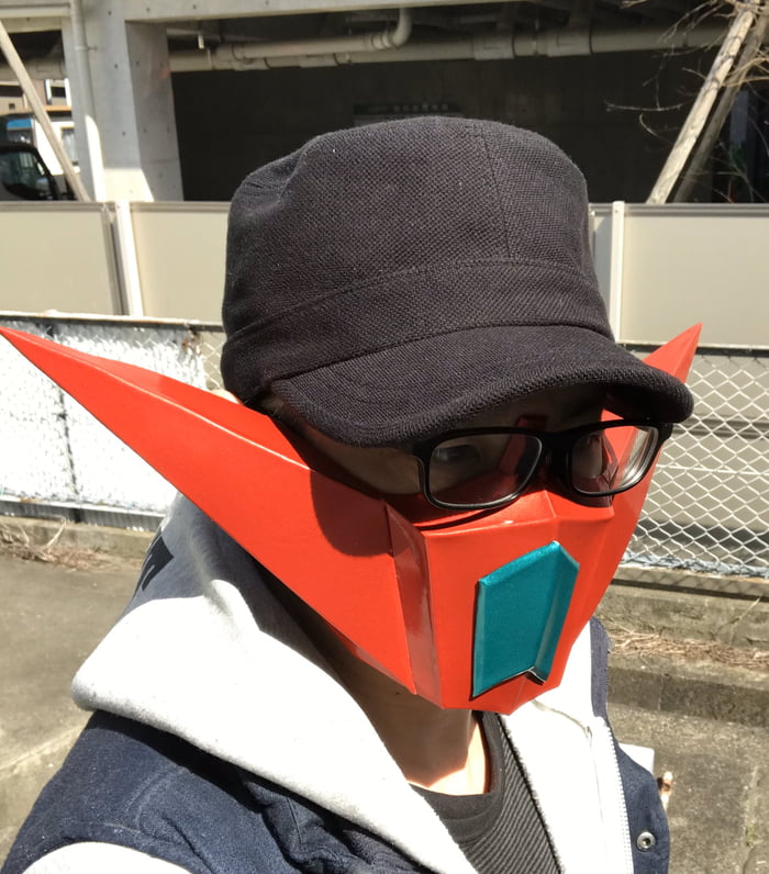 Model Builder Shows Off His Modified Anime Face Mask - 9GAG