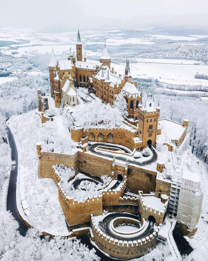 Hohenzollern Castle, Germany - 9GAG