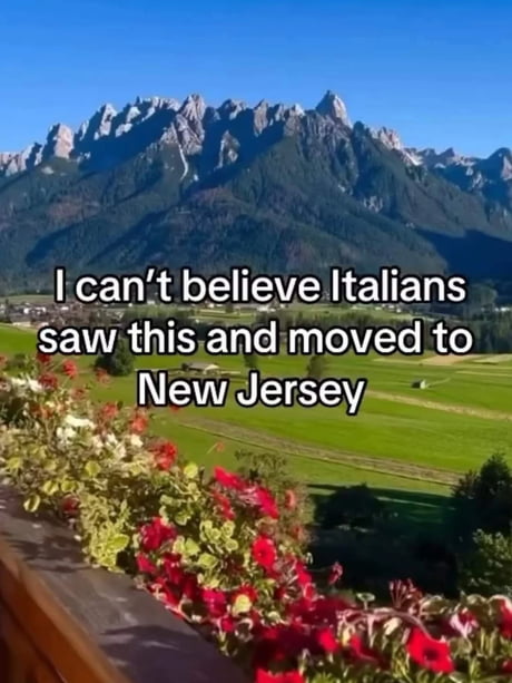 Memes Mountains