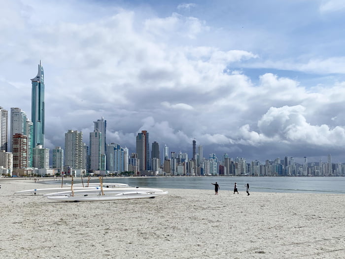 Balneário Camboriú - Dubai Brasileira (Dubai of Brazil) - 9GAG