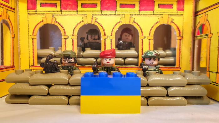 For half a year now, Ukrainians are heroically defending their country ...