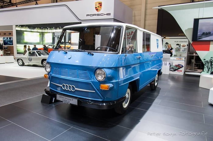 There are no Audi vans. Meantime Audi F1000. - 9GAG