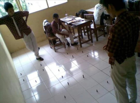 Terlalu gelap - 9GAG