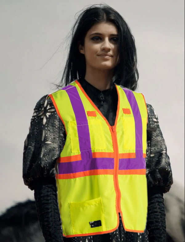 Basically Yennefer's cloak while hiding in Witcher season 2. - 9GAG