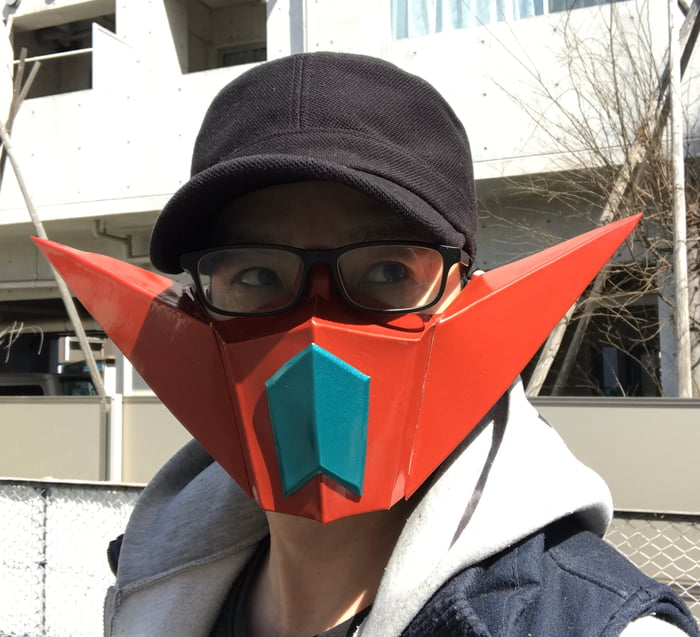 Model Builder Shows Off His Modified Anime Face Mask - 9GAG