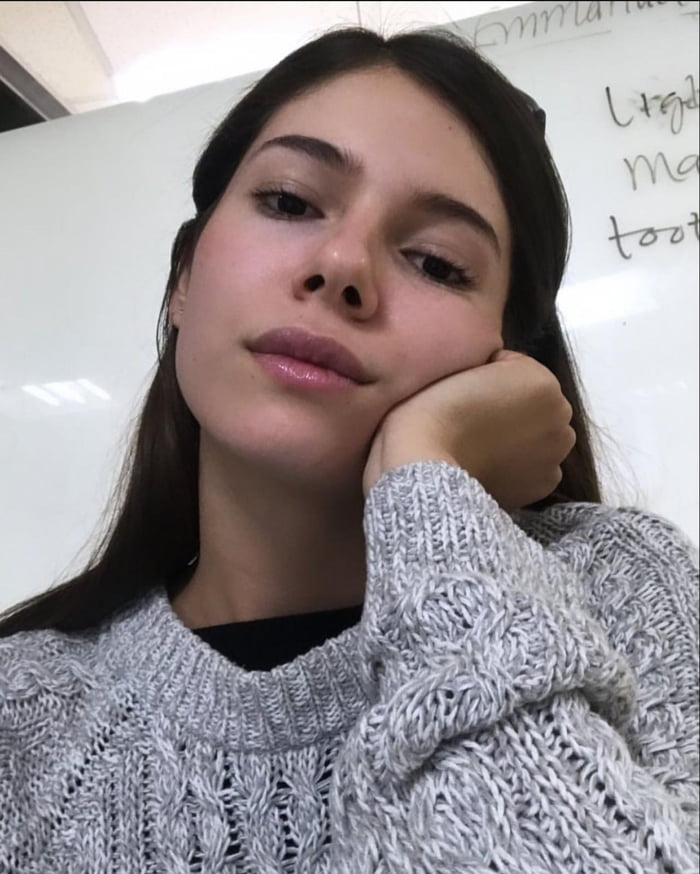 Lazy day at school - 9GAG