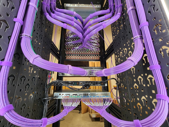 Satisfying cables. - 9GAG