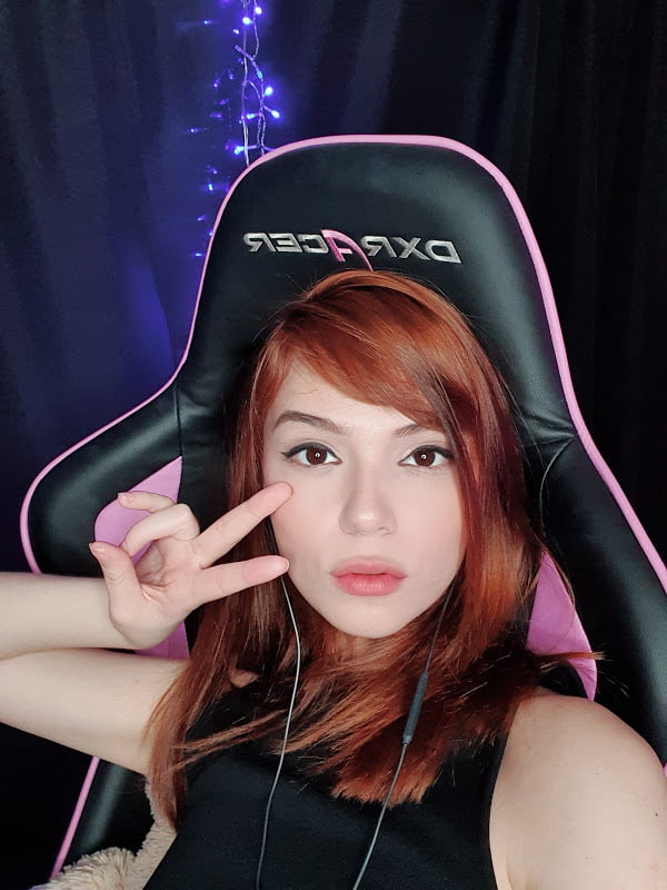 Maimy ASMR - 9GAG