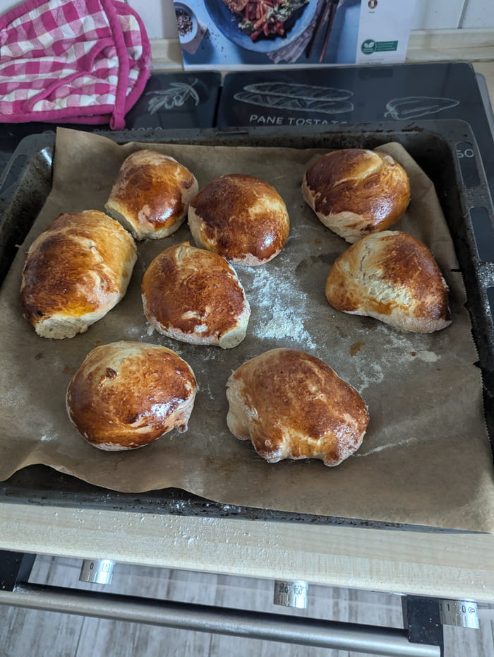 Handmade buns. Fk u all :) - 9GAG