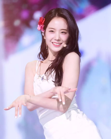 Momoland - Yeonwoo - 9GAG