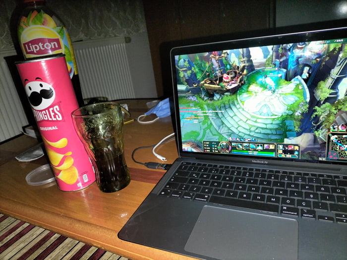 Work + Gaming Setup. - 9GAG