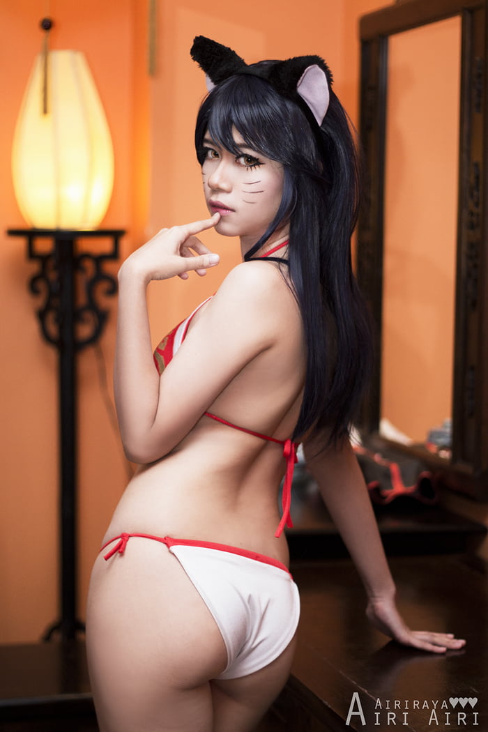 Airi Airi Airiraya as Ahri - 9GAG