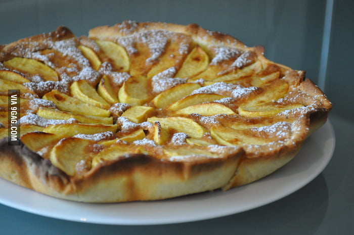 Homemade Swiss Apple Pie - 9GAG