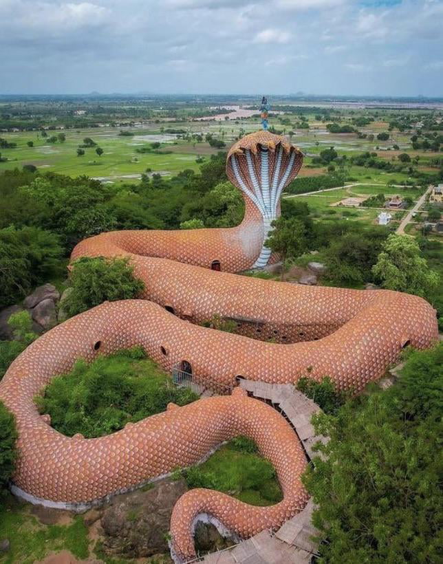 Snake shaped temple in India dedicated to Lorn Krishna - 9GAG