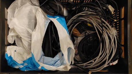 Memes Cables New Charging Plug