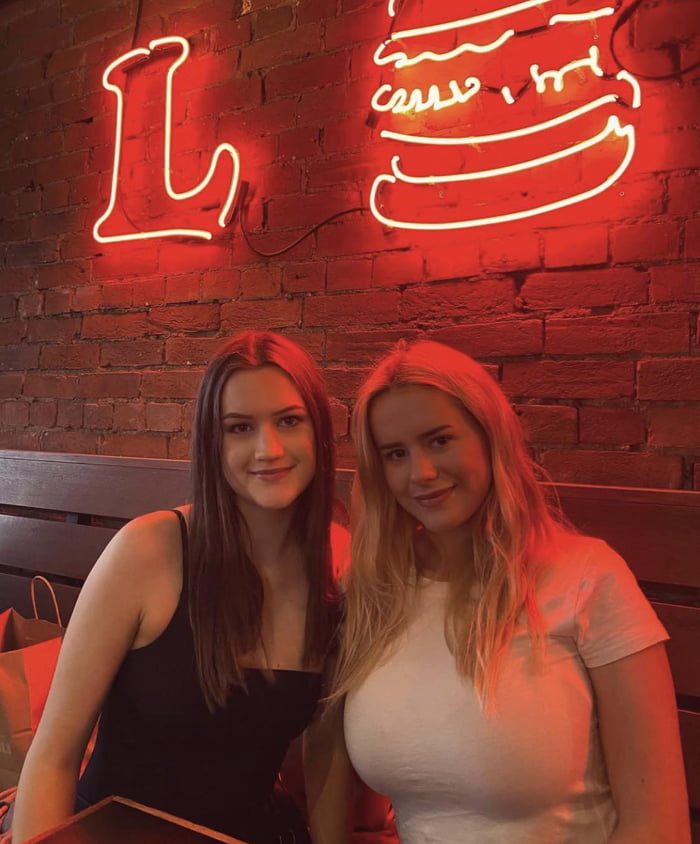 Nice round pair - 9GAG