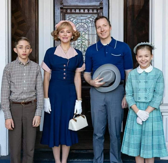 They were a happy family. Until they weren't - 9GAG