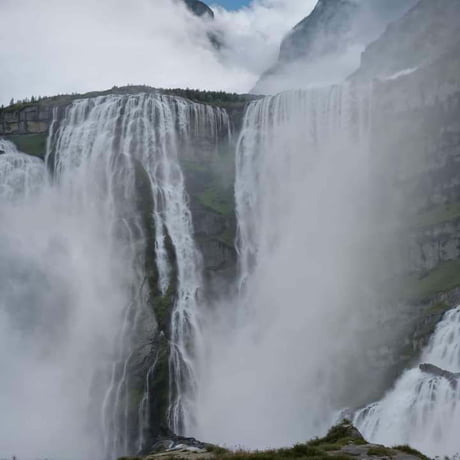 Best Funny waterfall Memes - 9GAG