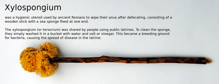 No bathroom tissue ? - 9GAG