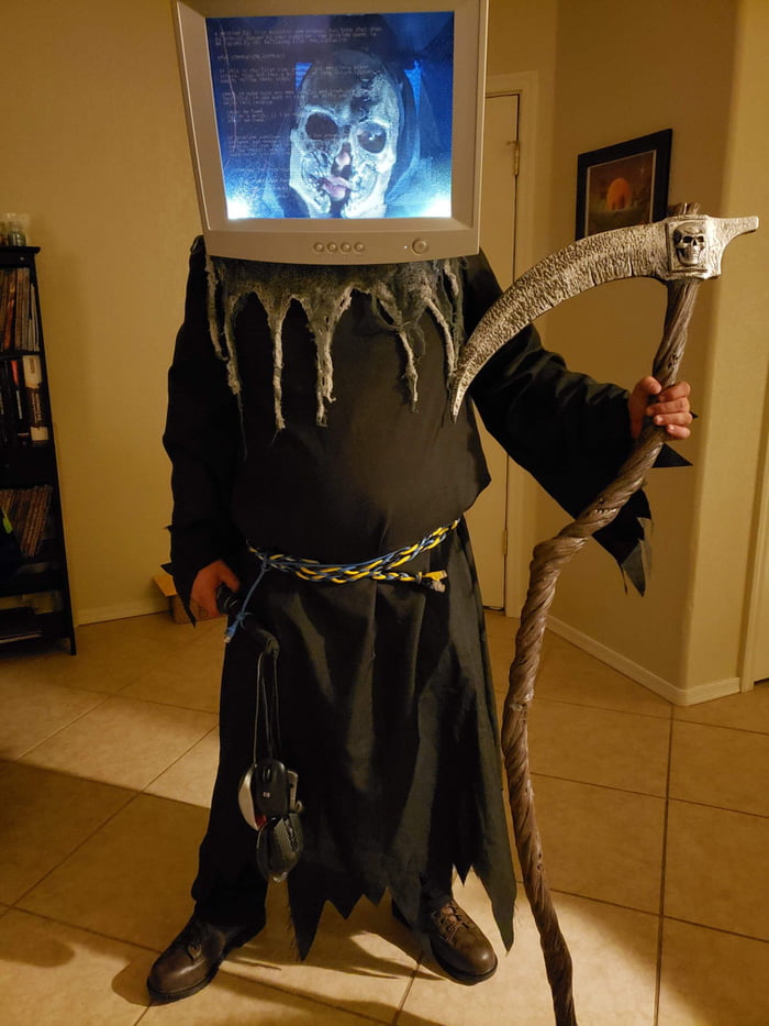 Blue Screen of Death - 9GAG