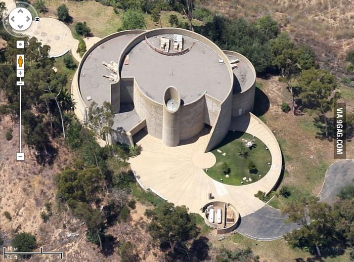 The Mighty Morphin Power Rangers Command Center on GoogleMap - 9GAG