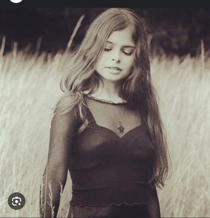 Hope Sandoval - Mazzy Star - 1993 Anyone else a fan? - 9GAG