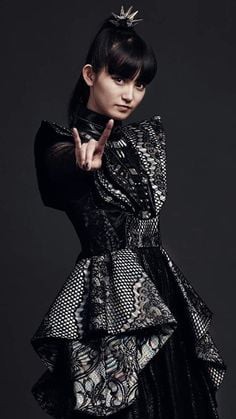 SUZUKA NAKAMOTO WIN (Su-metal) of BABYMETAL has been named Female Metal ...